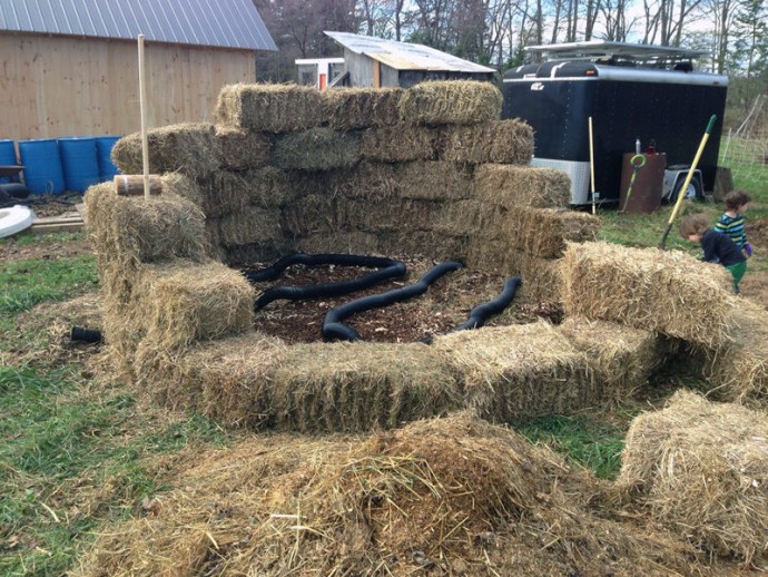 7 Steps to Build a Compost Water Heater For Hot Water Abundance ...