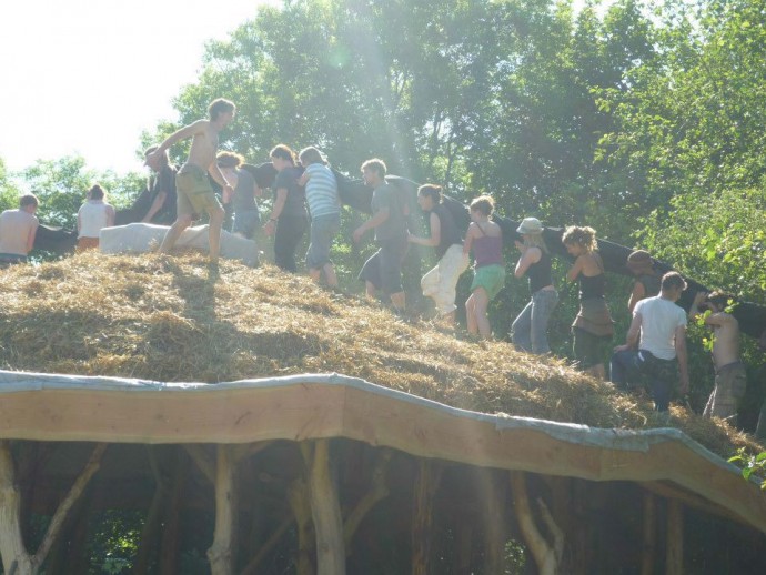 Is This The Most Beautiful Natural House You Have Ever Seen? - Walden Labs